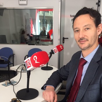 El Dr. José María Ricart, una referencia en trasplante capilar ...