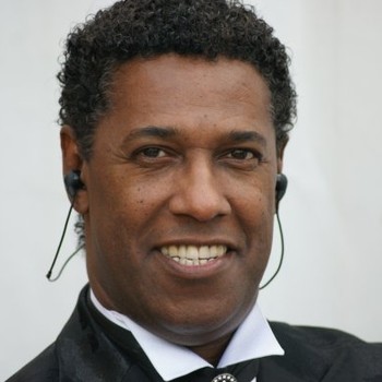 "raquel" - interpreta roger reyes (zarzuela) - MUSICA EN NOCHES DE ...