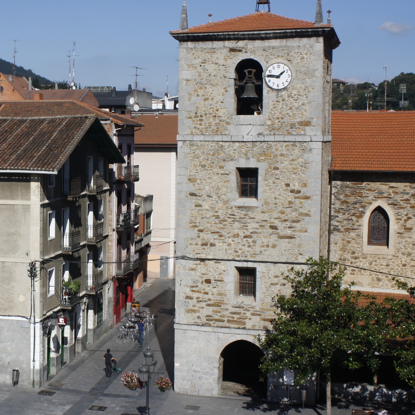 Desde Moreda de Aller (Asturias) sobre el Santuario Mariano de ...