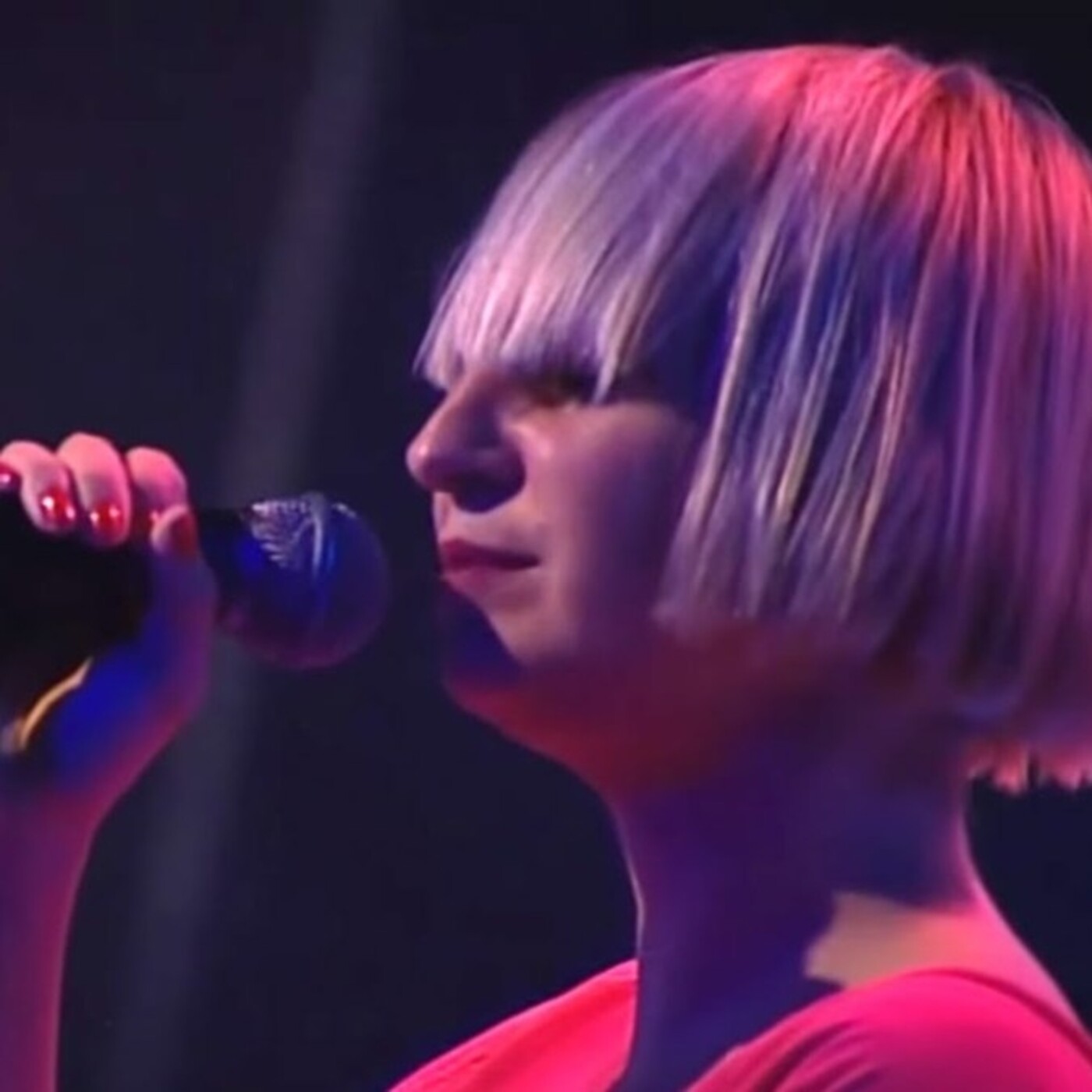 24 - Sia _ Live in Sydney 2017 - Buena musica - Podcast en iVoox