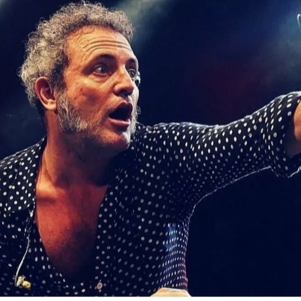 Entrevista carlos tarque - MEGA ENTREVISTAS - Podcast en iVoox