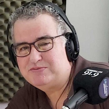 Peggy Phoenix Dubró Amar multidimensionalmente. La hermosa transición ...