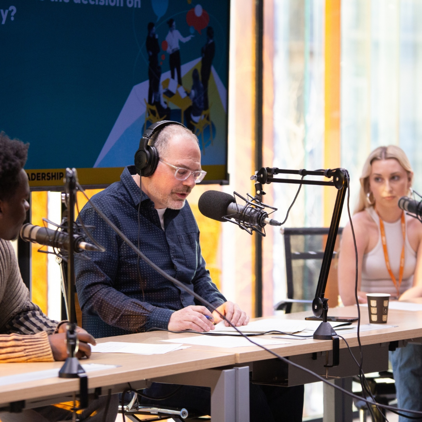 First steps into the future: How do young people make the decision on ...