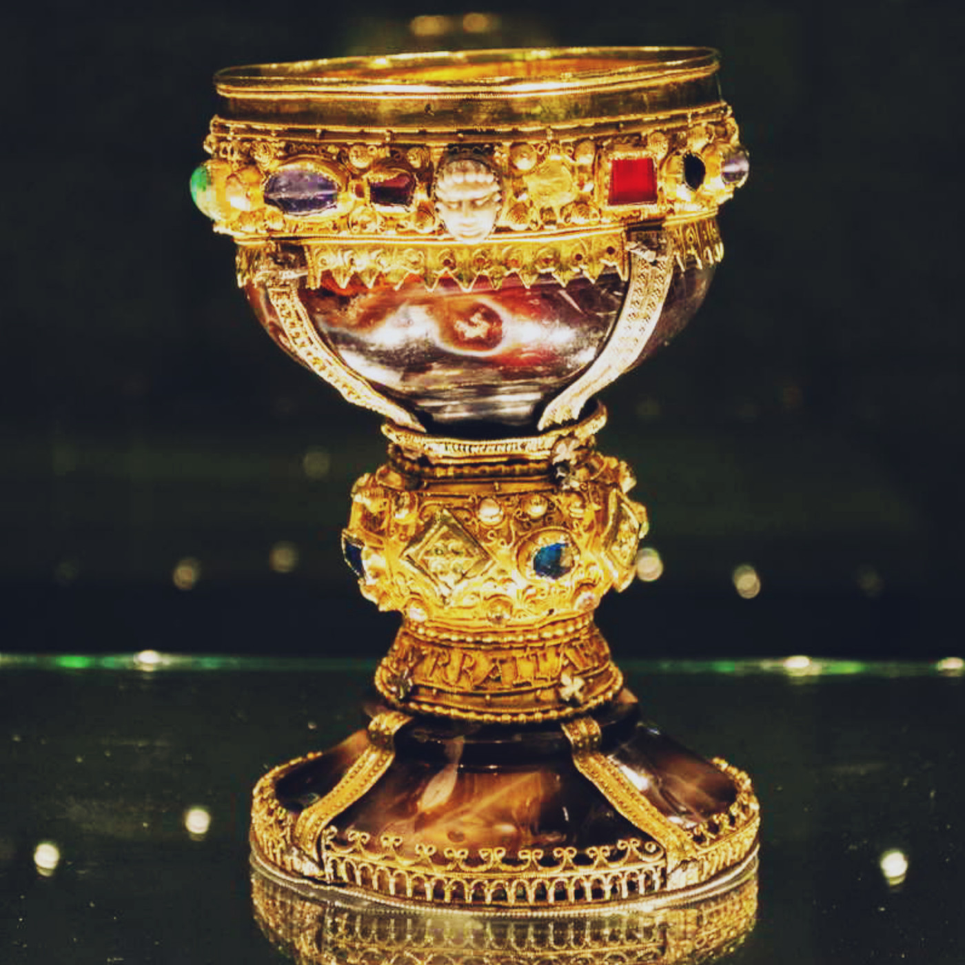 Historia prohibida: El verdadero Santo Grial - Documentales - Podcast ...