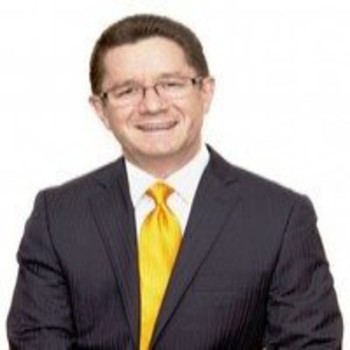 Las 4 etapas del liderazgo. Camilo Cruz - Podcast Riqueza y Exito ...