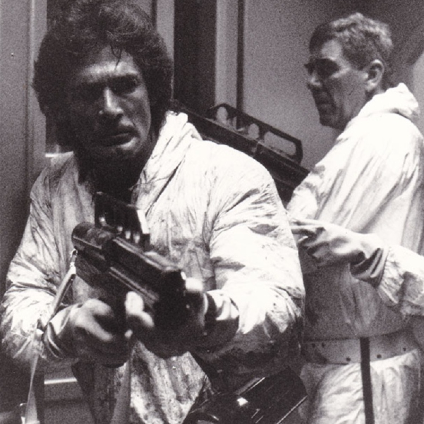 T 02 DESCUBRIENDO A JUAN PIQUER SIMON CON LUIS URAGA - PODCAST MICINECLÁSICO - Podcast en iVoox