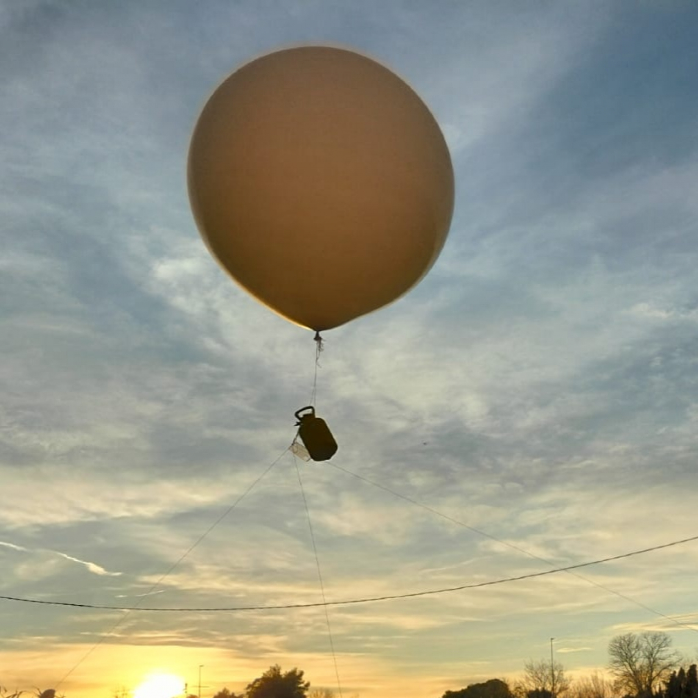 Globos espías, rotación de la Tierra y ¡Terminator ha vuelto! Francis ...