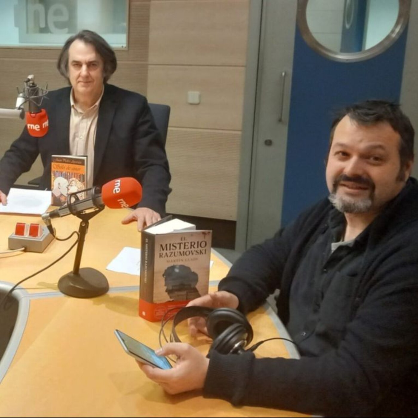 Sexto continente - 'El misterio Razumovski' y 'Los músicos de Hitler ...