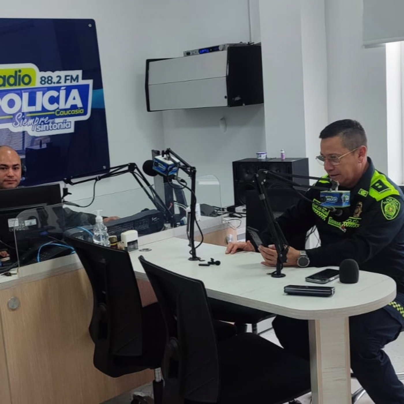 BG CARLOS ROJAS COMANDANTE REGION DE POLICIA NRO 6 - Podcast en iVoox